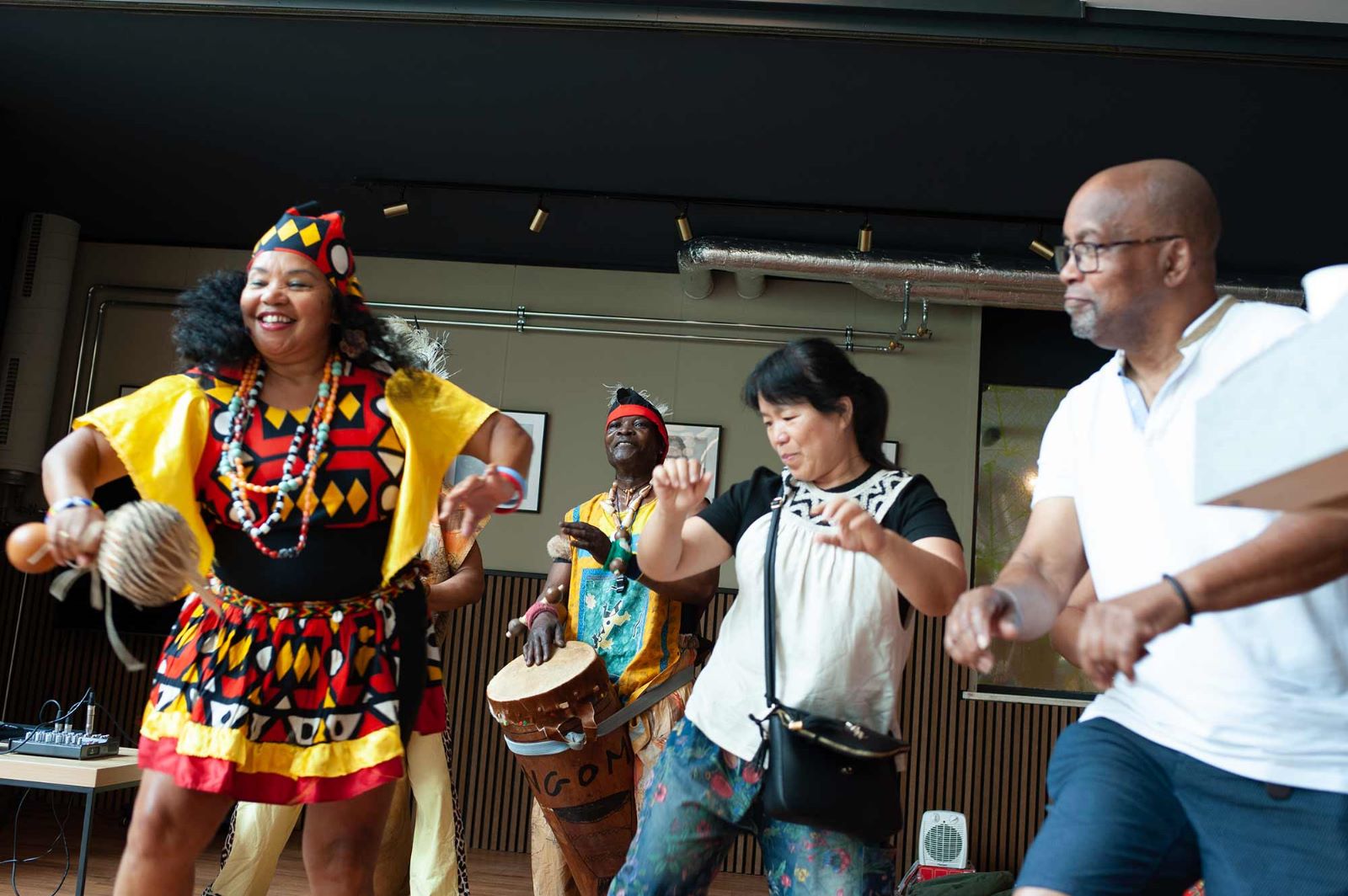 Global Dance Festival Workshop: Afrikaanse dans - De Regentes